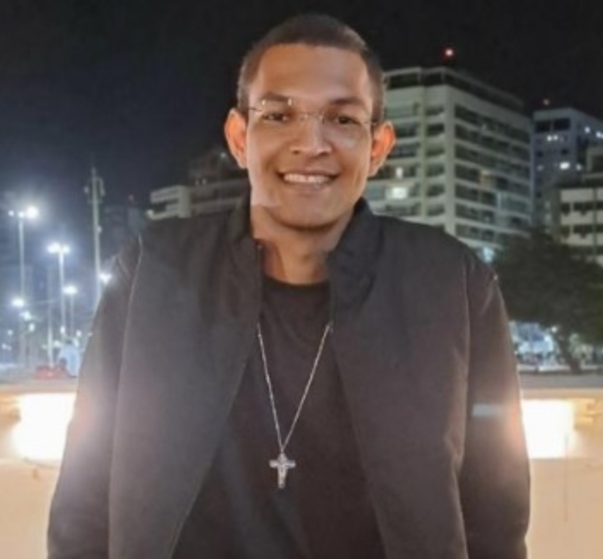 Por Vanilson Cardoso - O consumismo é a "magia" do Natal - JORNAL DE CORRENTINA